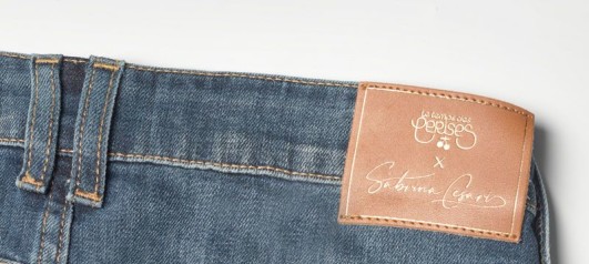 The Coolest Tight Fit Jeans to try this Spring | News | The FMD